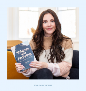 How Author Writer Emma Norris Scored Book Deal Through Social Media