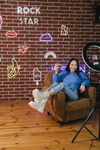 9 Quick Tips on Making Short Form Social Media Videos